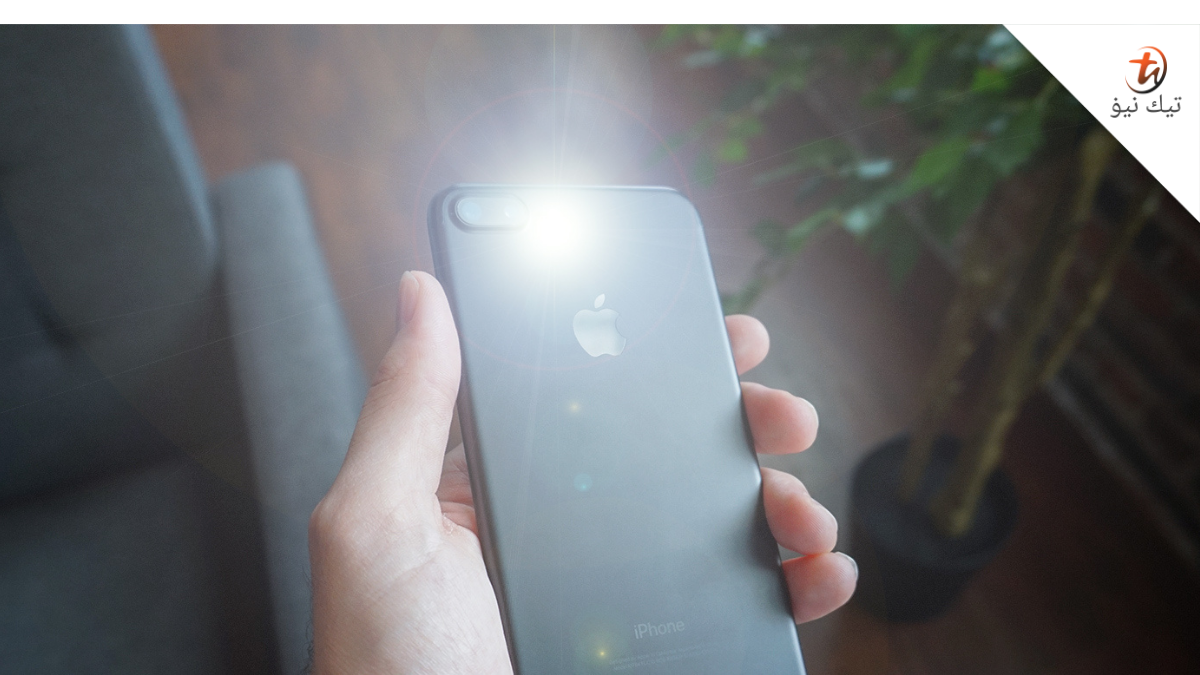 Apple mengeluarkan aksesori "flash" luaran untuk iPhone, iPad, Macbook ...
