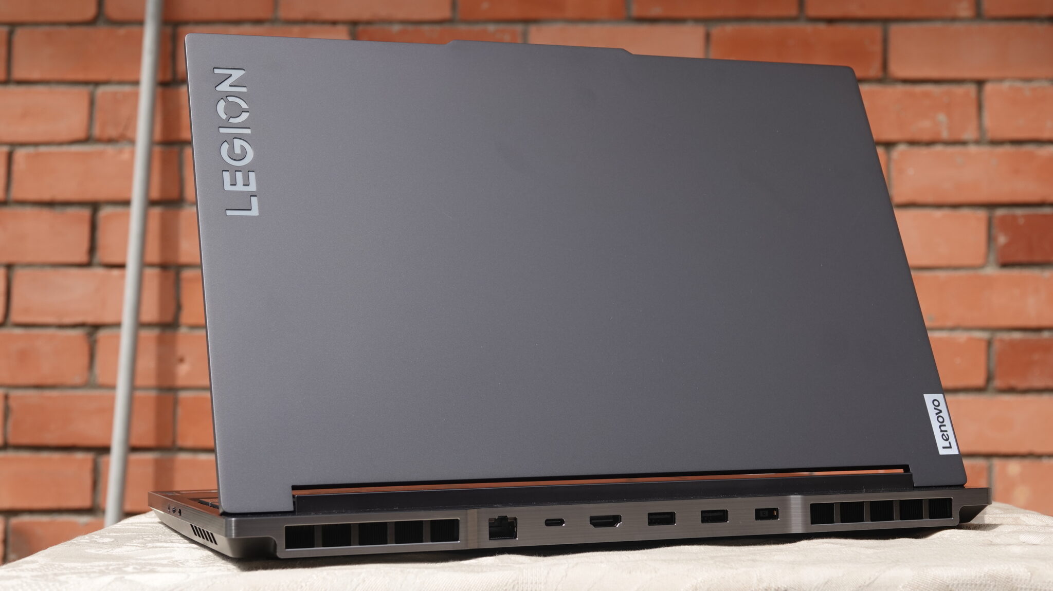 Ulasan Lenovo Legion 7i 2022 - Komputer riba "gaming" tahap dewa ...