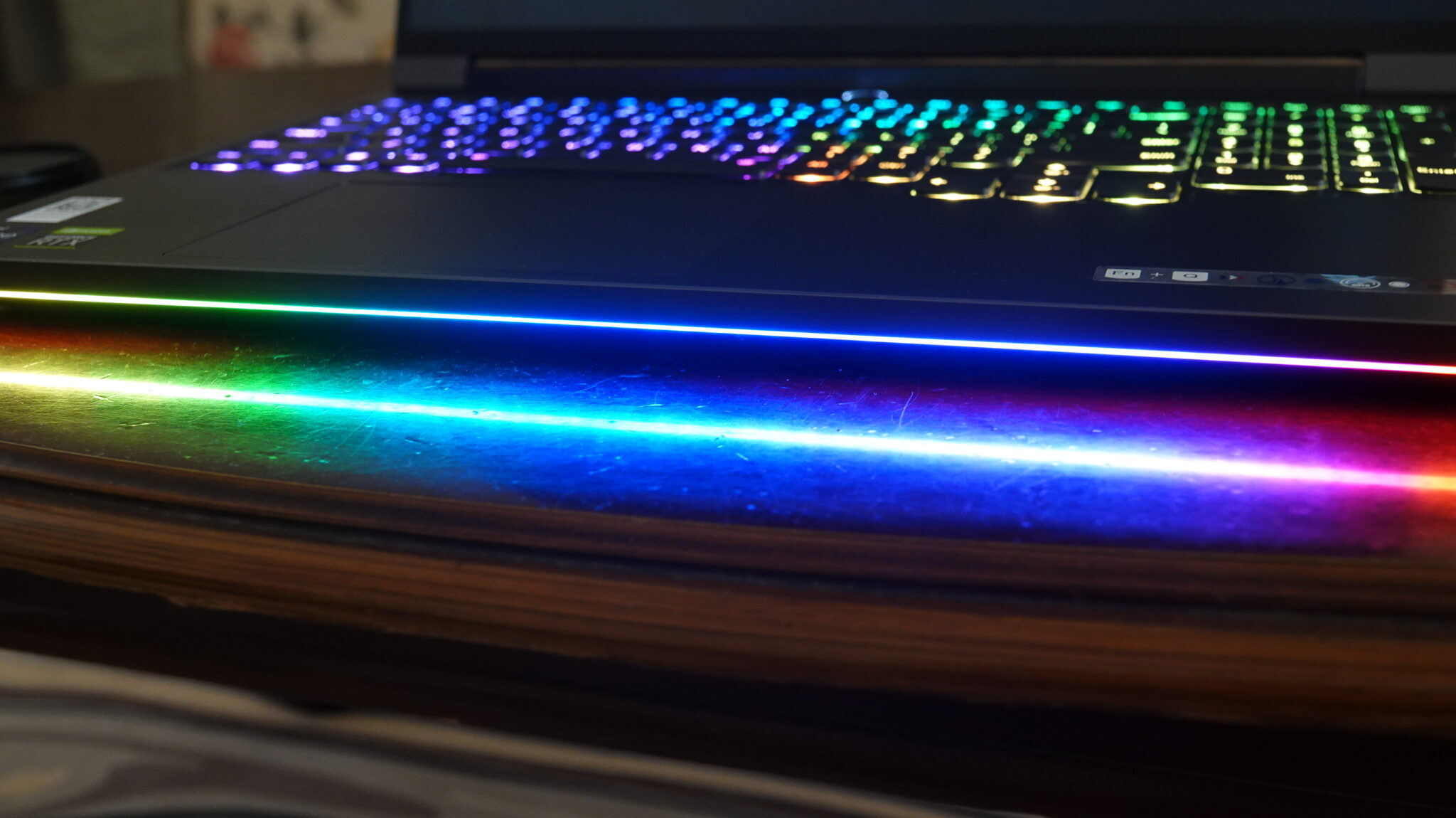 Ulasan Lenovo Legion 7i 2022 - Komputer riba "gaming" tahap dewa ...